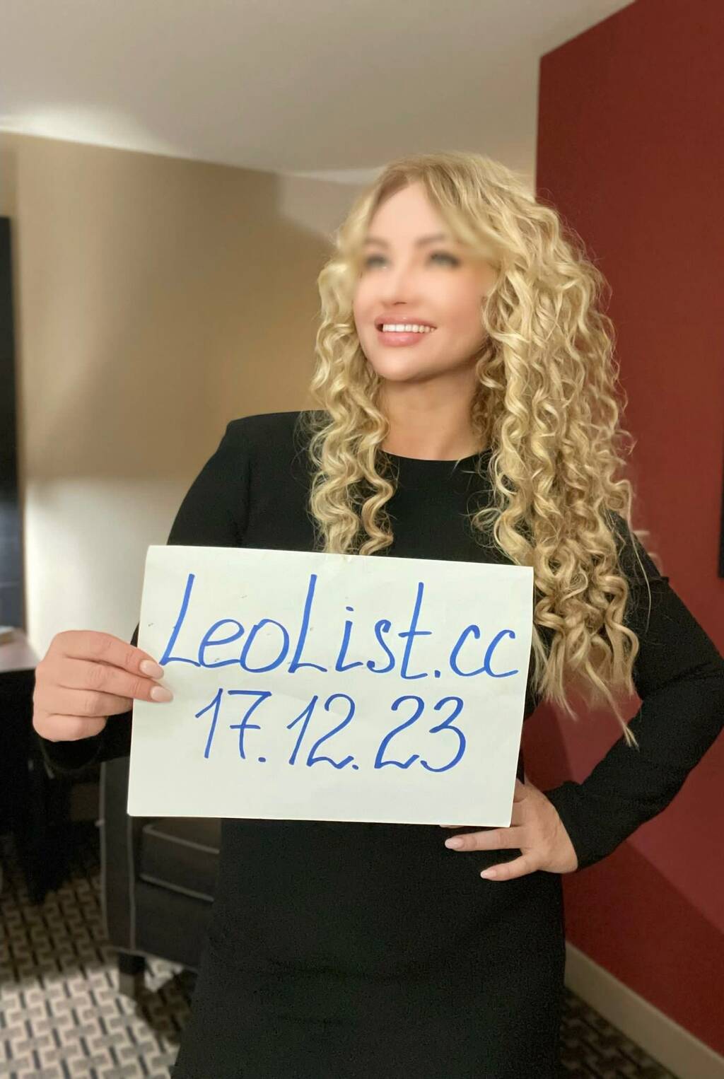 Professional Hedonic) Open minded temptress extraordinaire ...