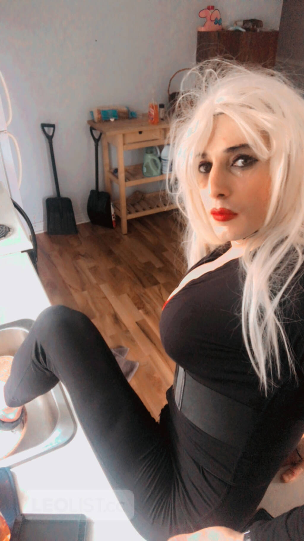 Miss Yellow - DUO AVEC ts chinoise SISSY Escorte Transgenre | Montreal ...