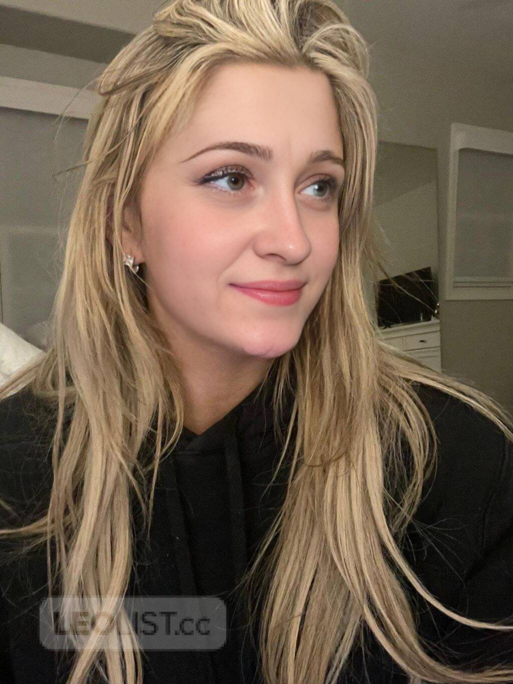 Come taste my wet and creamy kitty baby in/out/car/Online | Sarnia ...